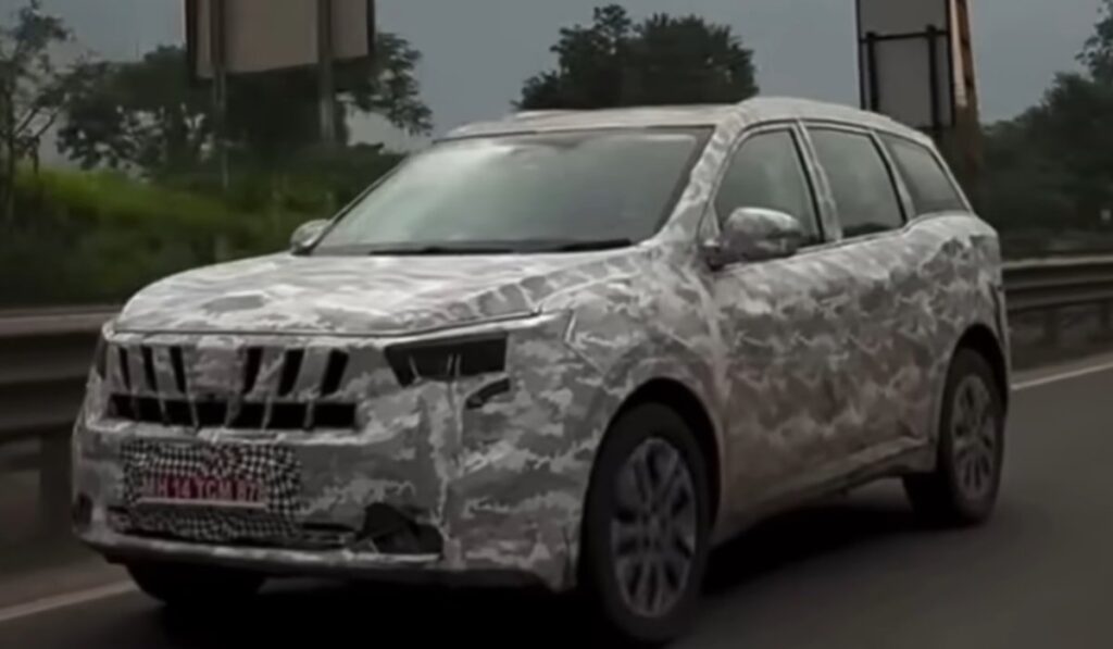 Mahindra XUV700 Facelift 2026 – New Colours & Features Based on Leaked ...